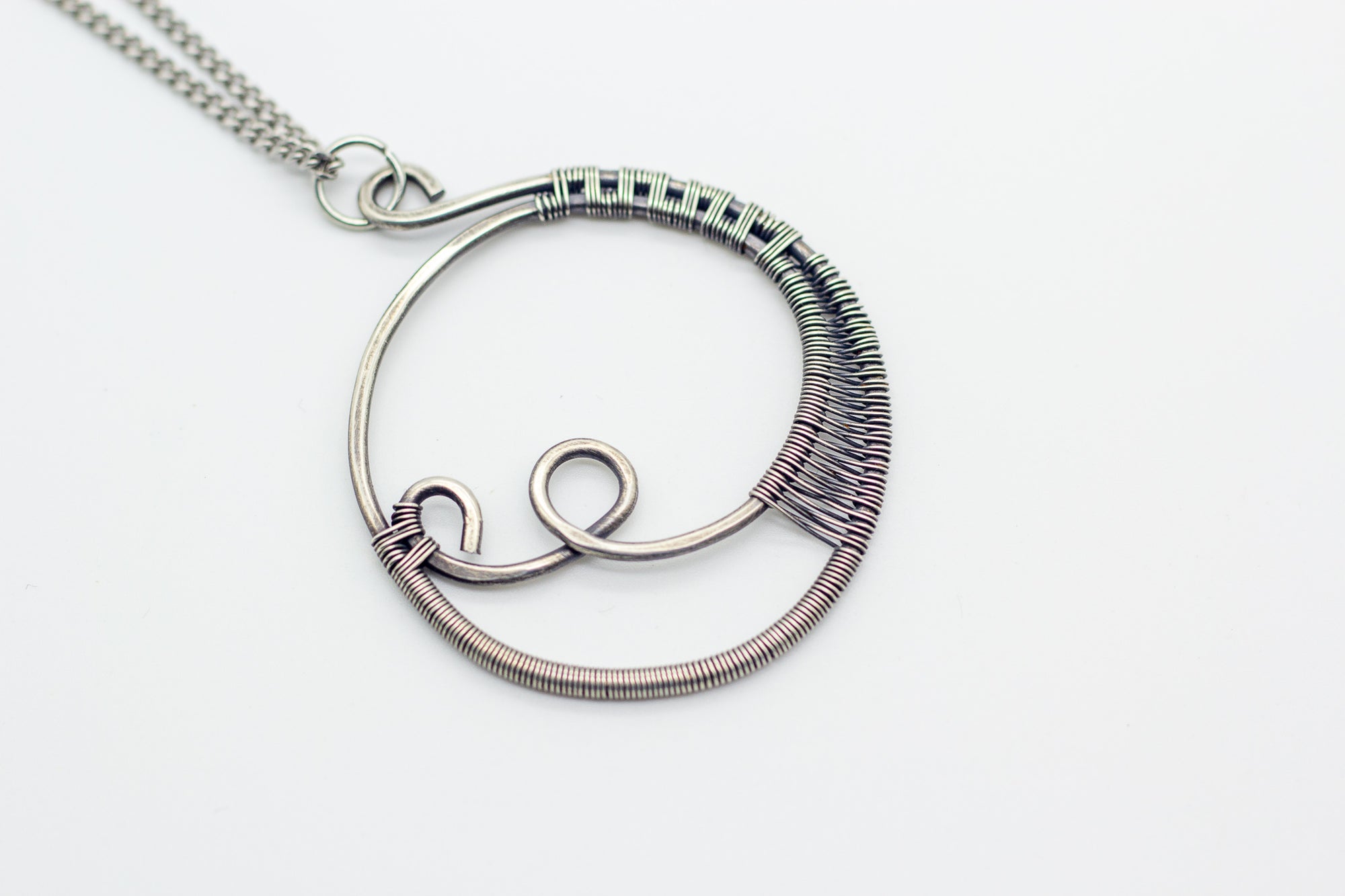Circular Sterling Silver Wire Wrapped Pendant – Nymph Glass Jewelry